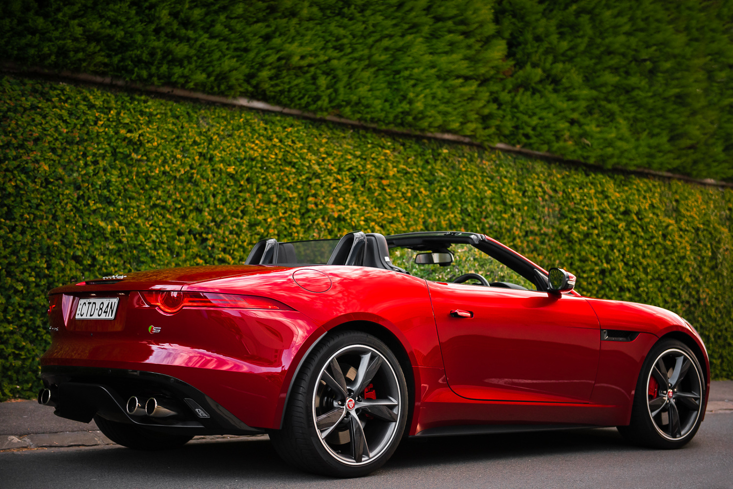 2015 Jaguar F-Type V8S - onpoint