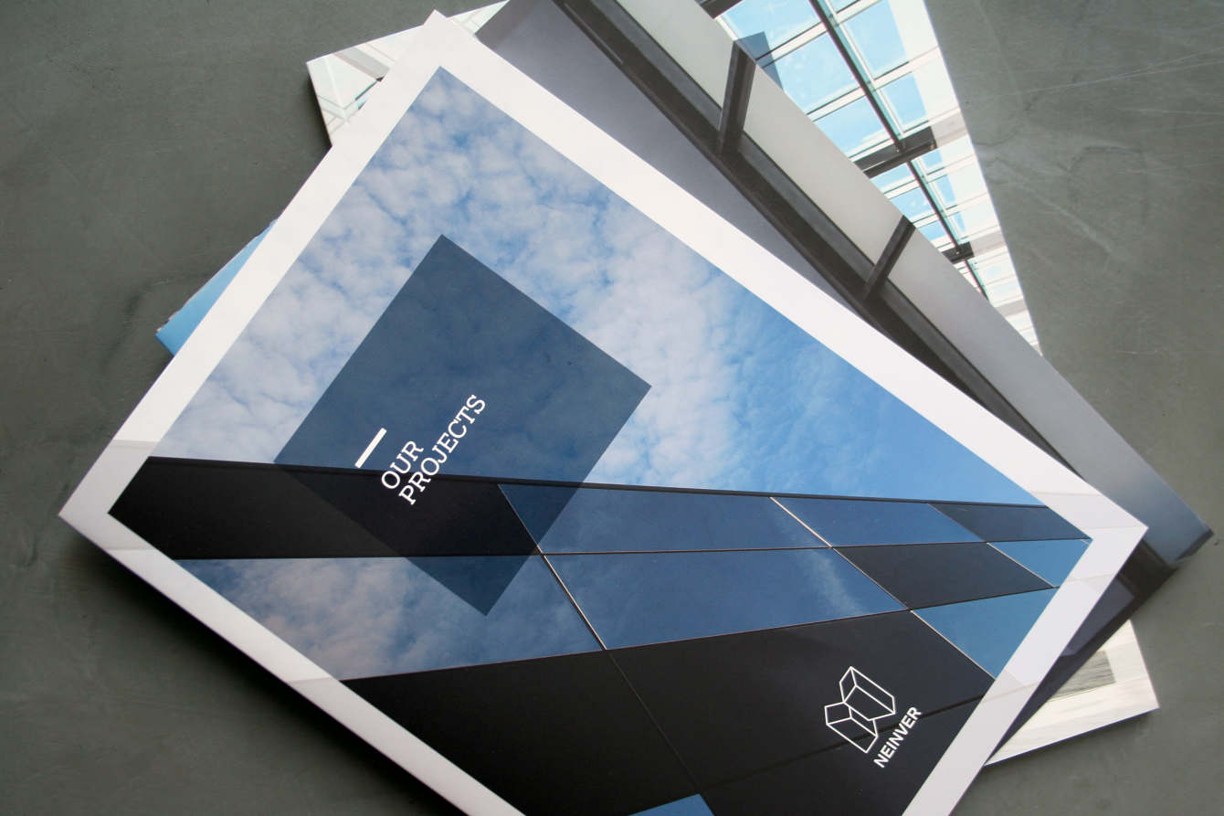 Retail Brochures 2016 - cinnamonp.es
