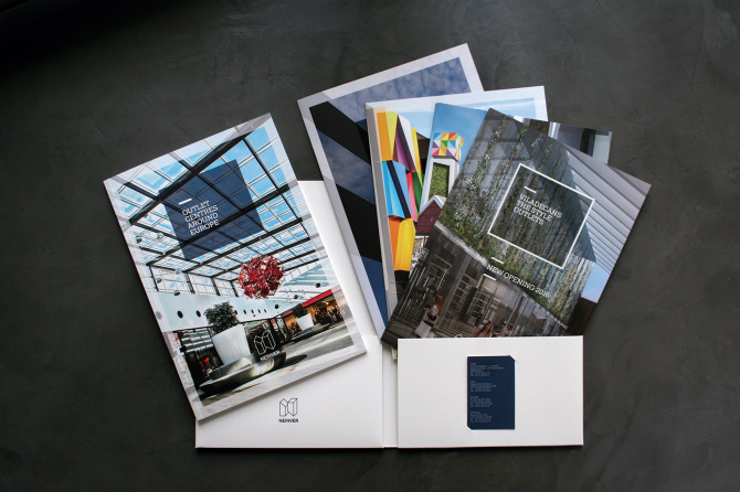 Retail Brochures 2016 - cinnamonp.es