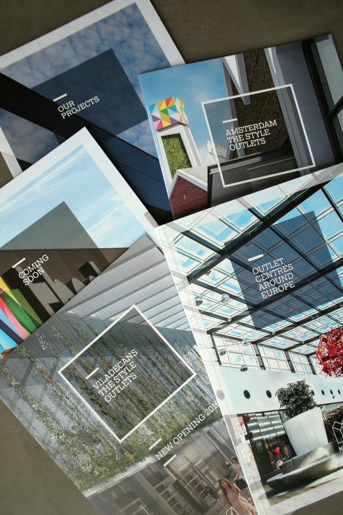 Retail Brochures 2016 - cinnamonp.es