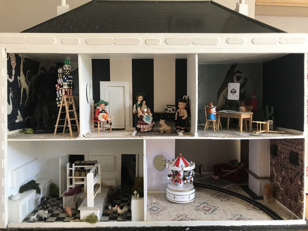 Small House Gallery - Eldi Dundee, Visual & Performing Artist ...