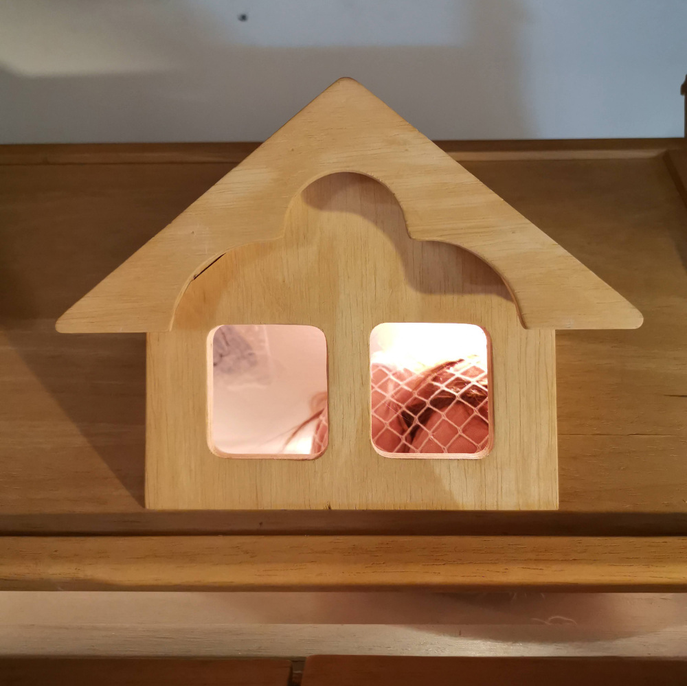 Small House Gallery - Eldi Dundee, Visual & Performing Artist ...