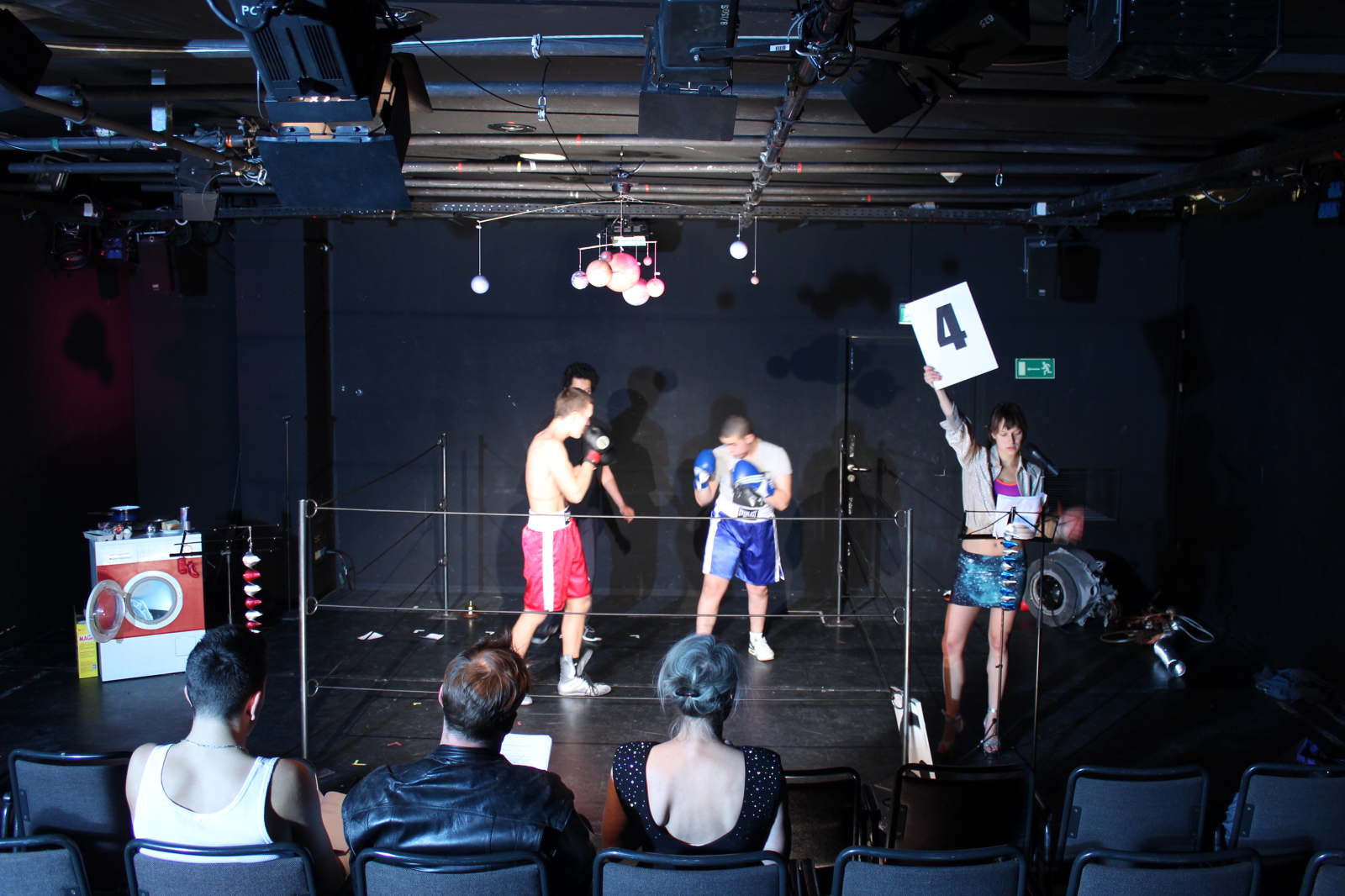 AMATEURBOXEN Schauspiel FFM - Leonie Kubigsteltig