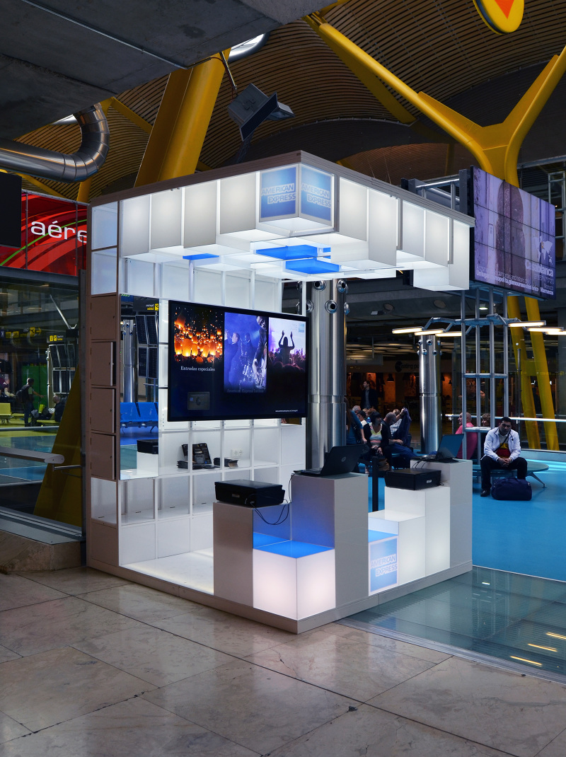 Stand American Express - ACA Alfonso Cort Arquitecto