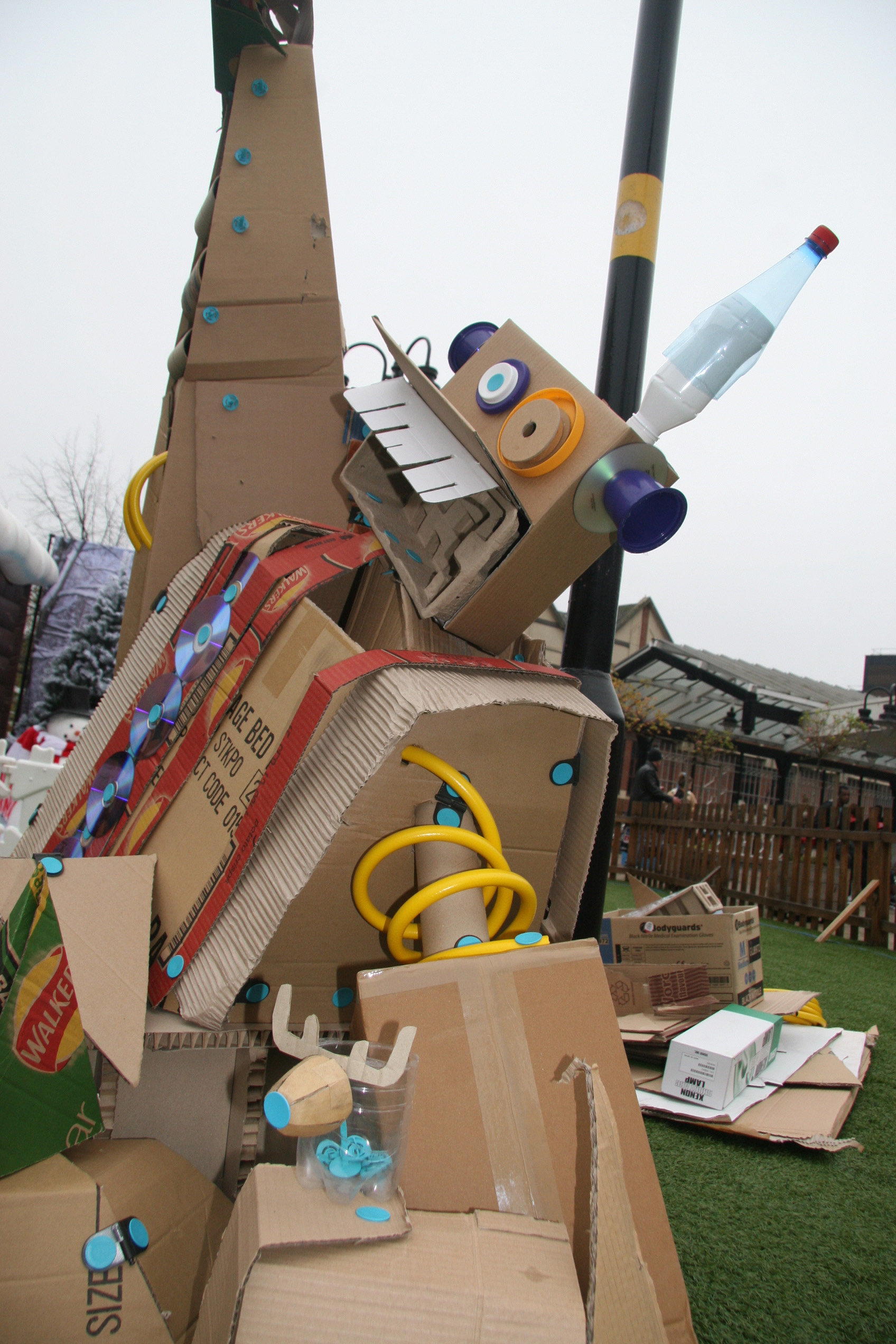 Smash Robot - Lottie Smith