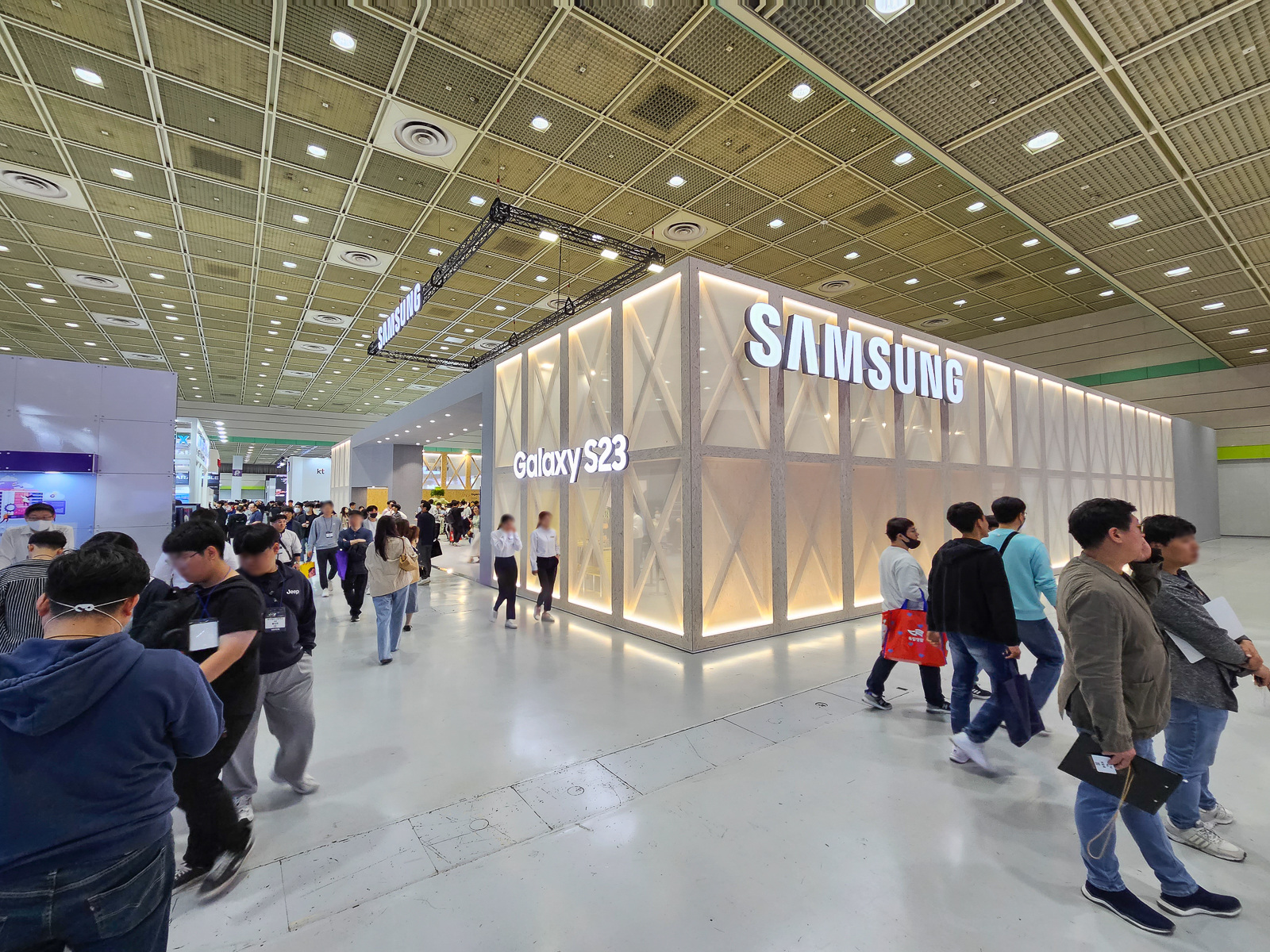 WIS2023 GALAXY Diamond Experience - Dconcierz