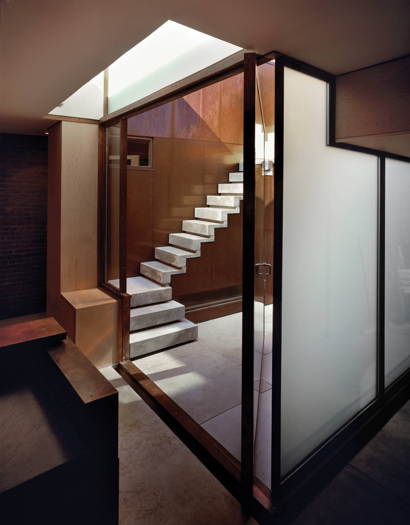 Urban Interface Loft - Dean/Wolf Architects