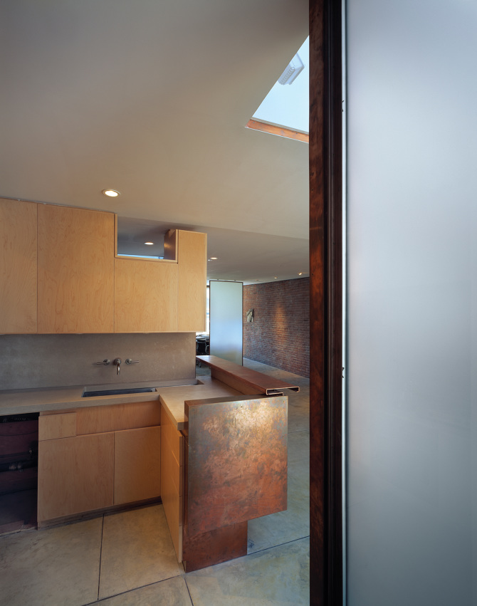 Urban Interface Loft - Dean/Wolf Architects