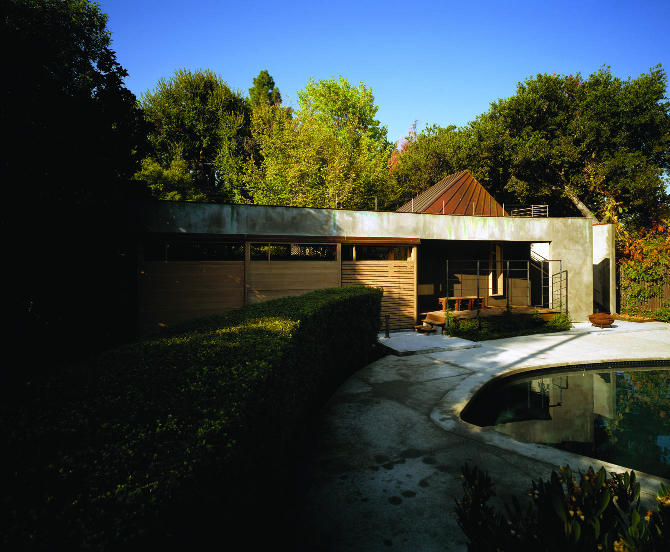 Inside / Outside Studio - Dean/Wolf Architects