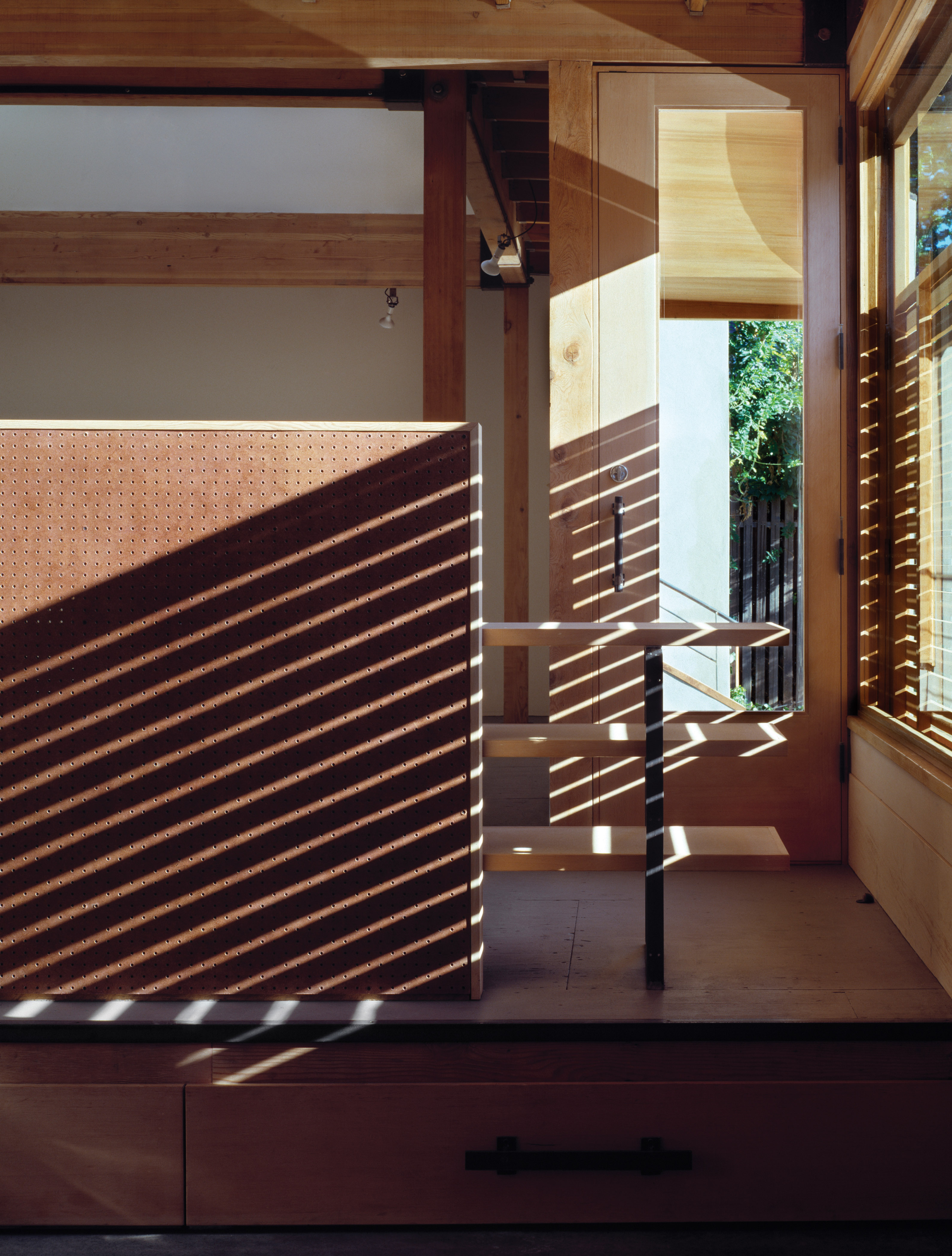 Inside / Outside Studio - Dean/Wolf Architects