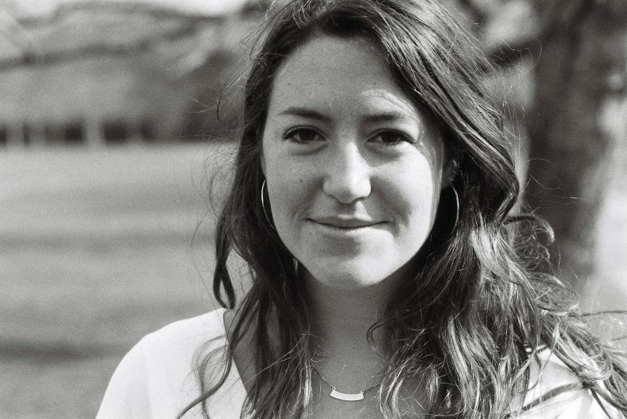 Deborah Grace - Facebook, Instagram, Twitter [Profiles]