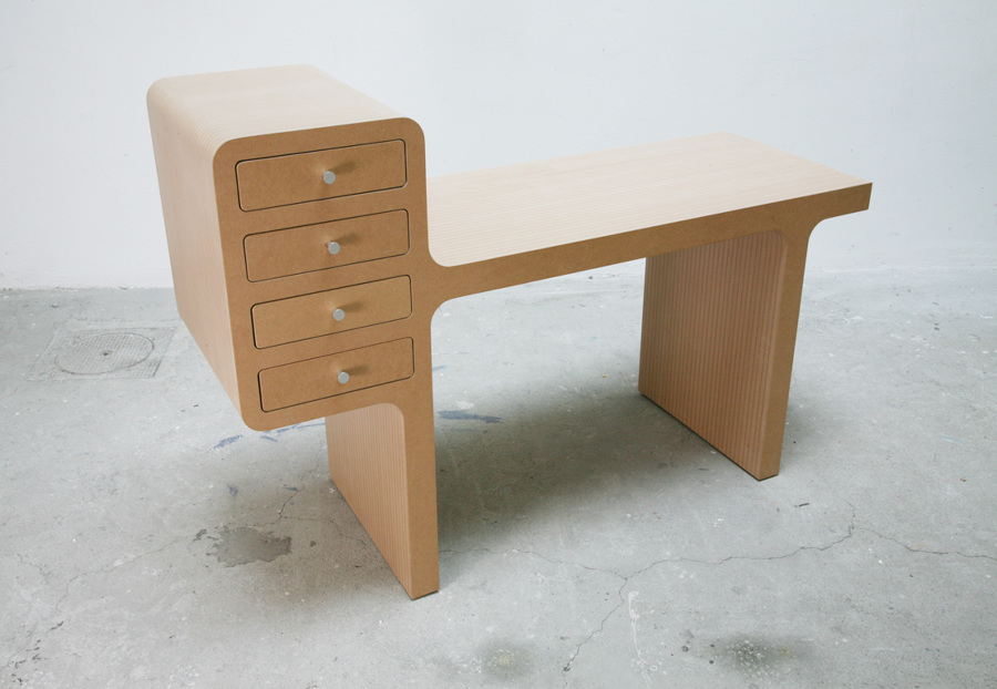 3 MINUS 1 DESK - Work