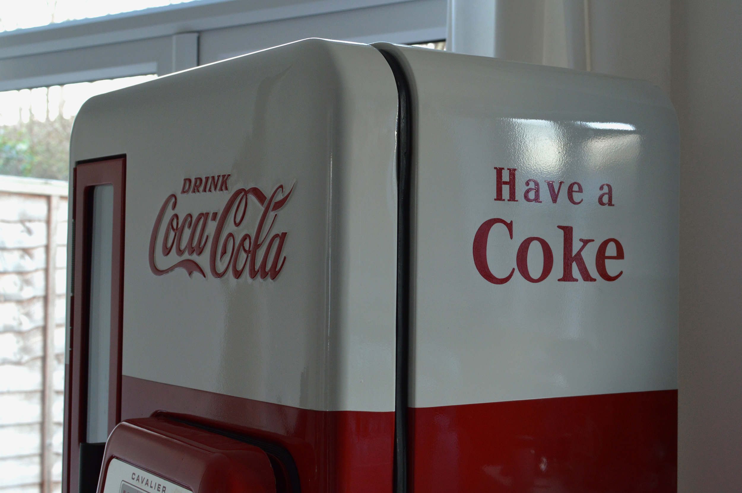 Coca-Cola Vending Machine - www.signwritingjack.com