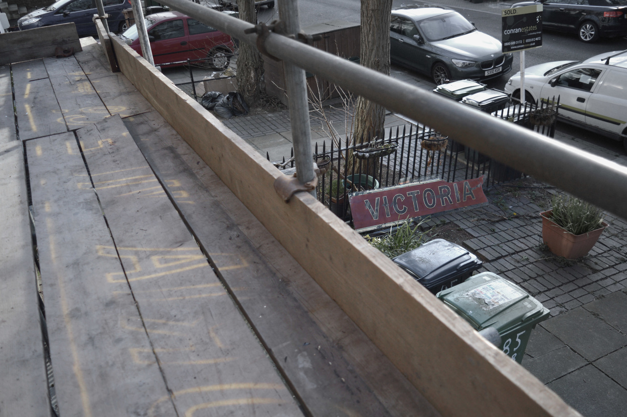 Victoria Wine Co Rennovation - www.signwritingjack.com