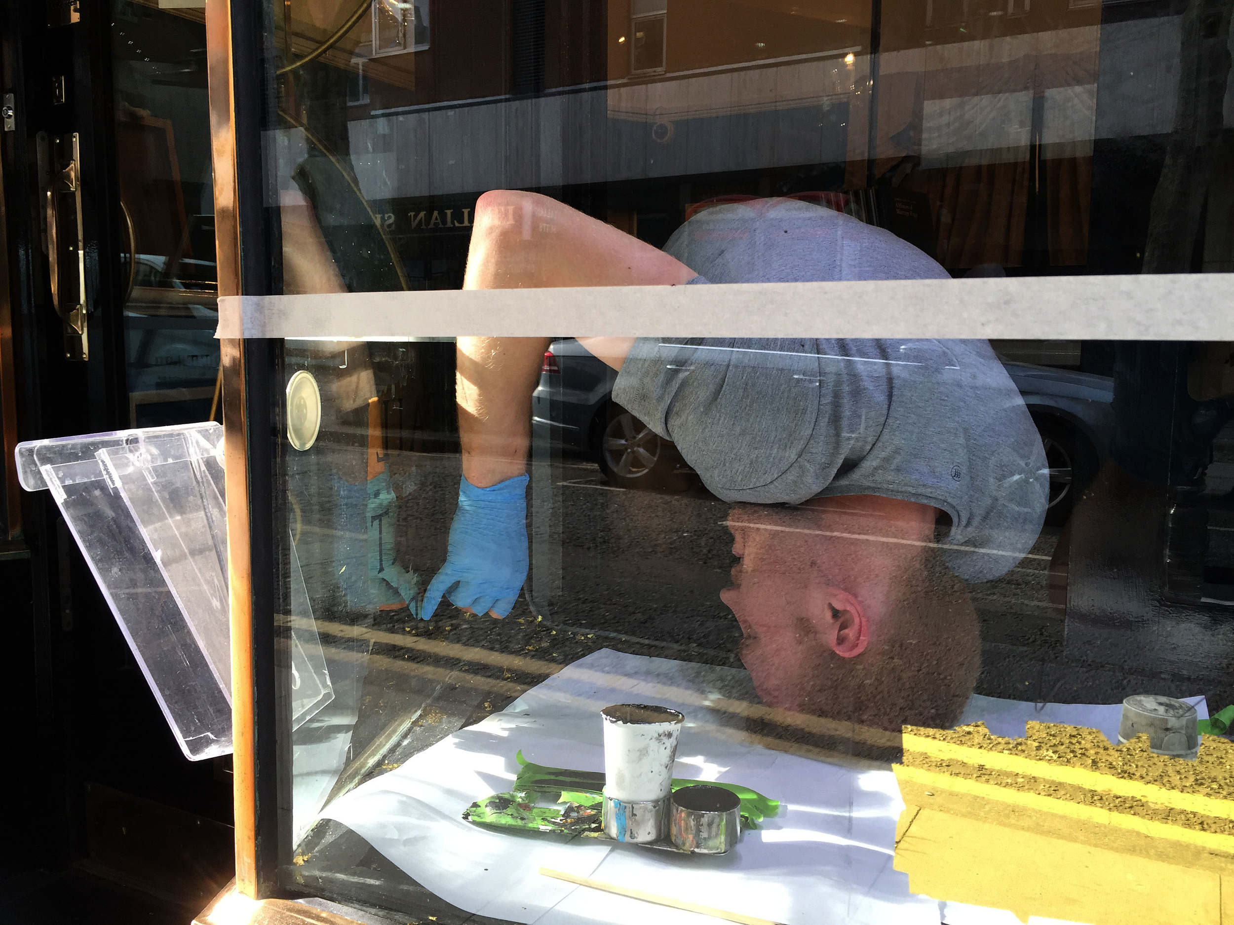 Berganza Hatton Garden - www.signwritingjack.com