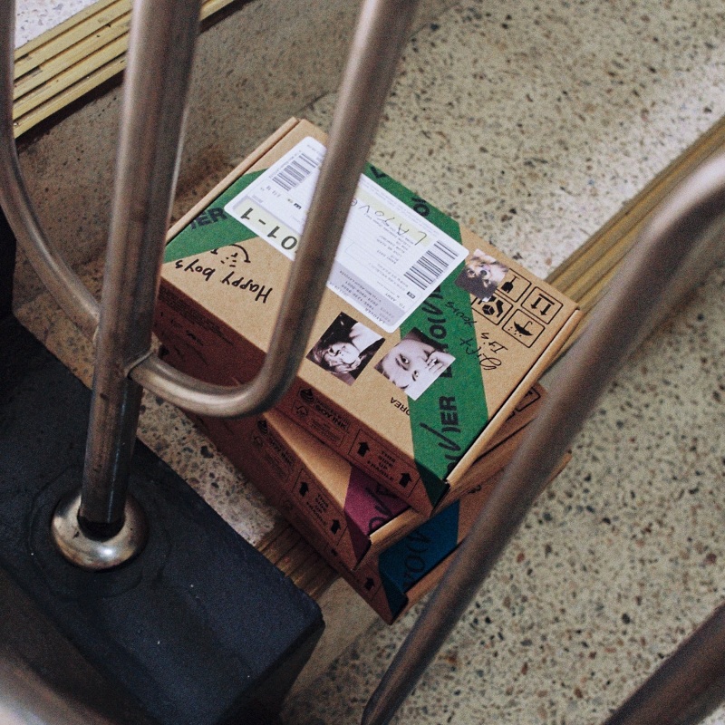 BTS V Album Layover - bohuy kim