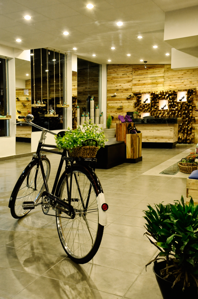 ESKAPARATE - m:arquitectura