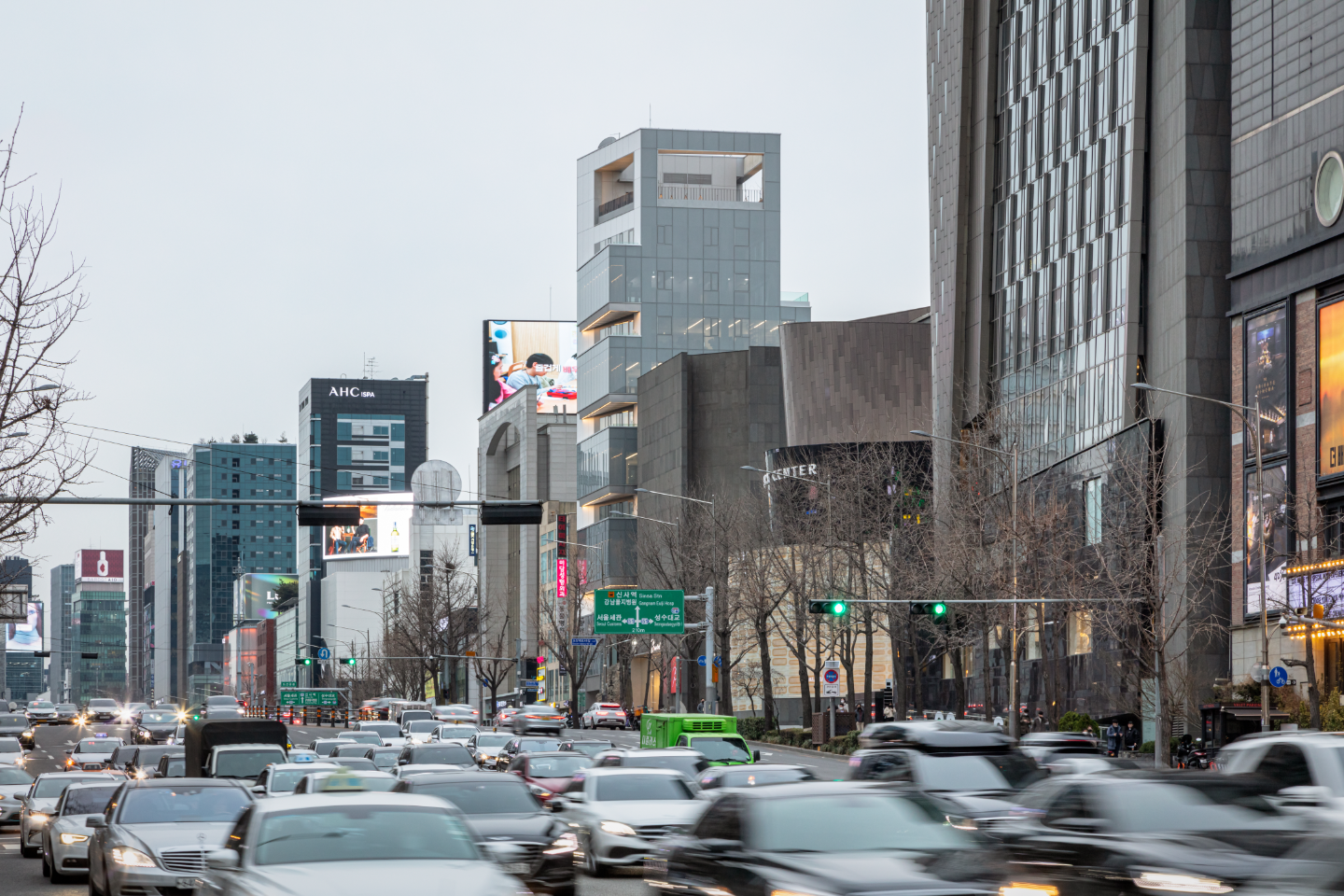 Sinsa 311 - N.E.E.D. Architecture