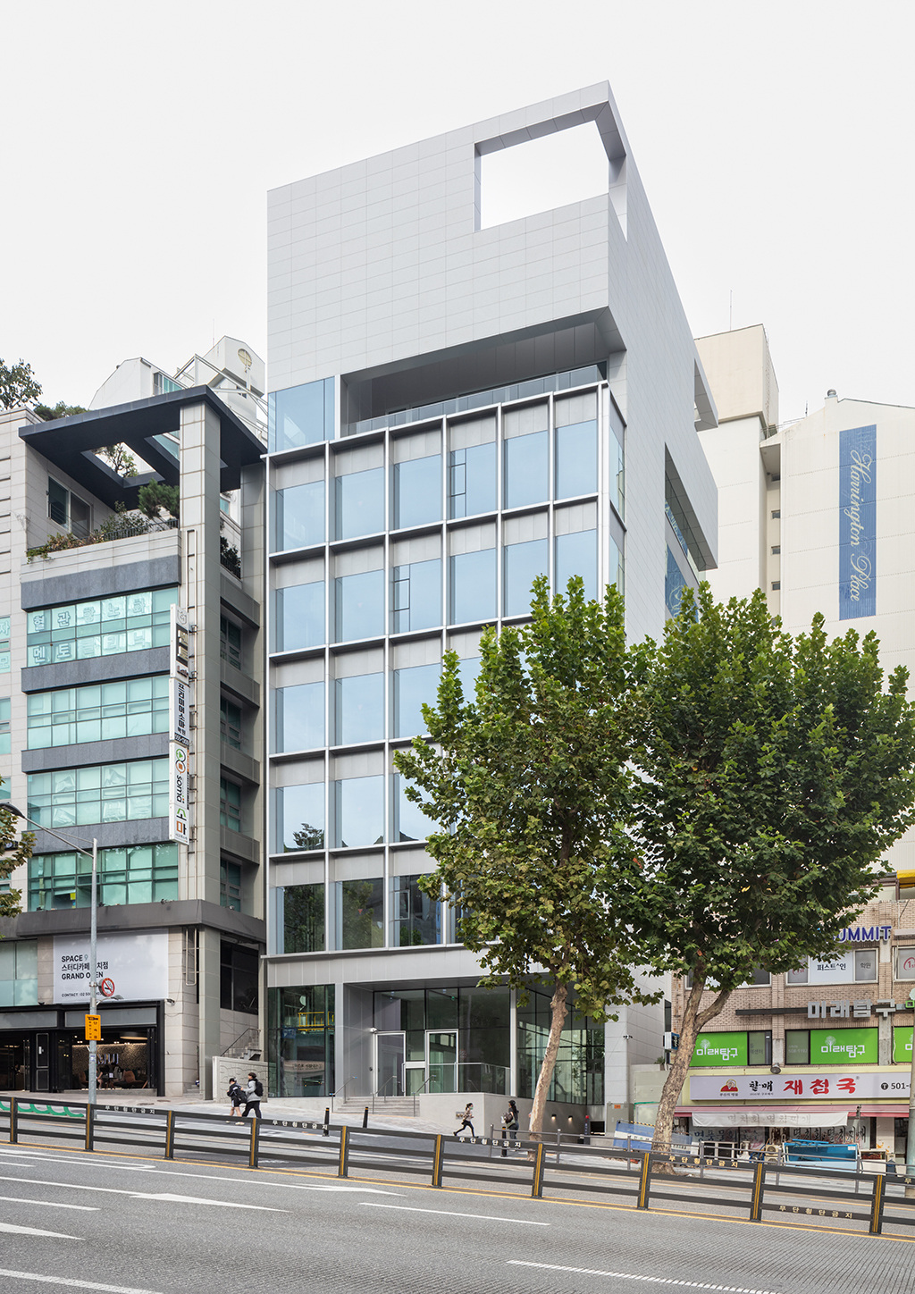 TJ Samyoung Daechi Tower - N.E.E.D. Architecture