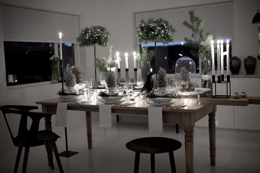 christmas table - Richard Ribe