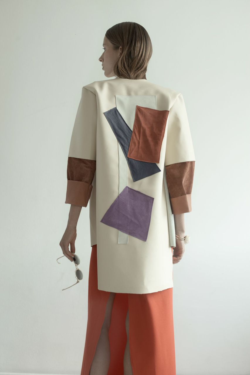 Contradiction - Whitelies Magazine - october 2014 - catharinagerekos