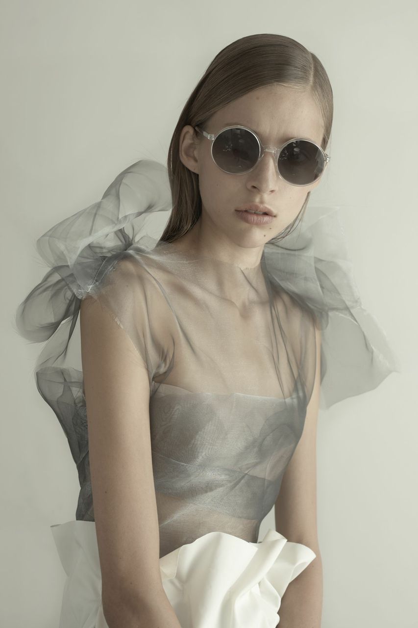 Contradiction - Whitelies Magazine - october 2014 - catharinagerekos
