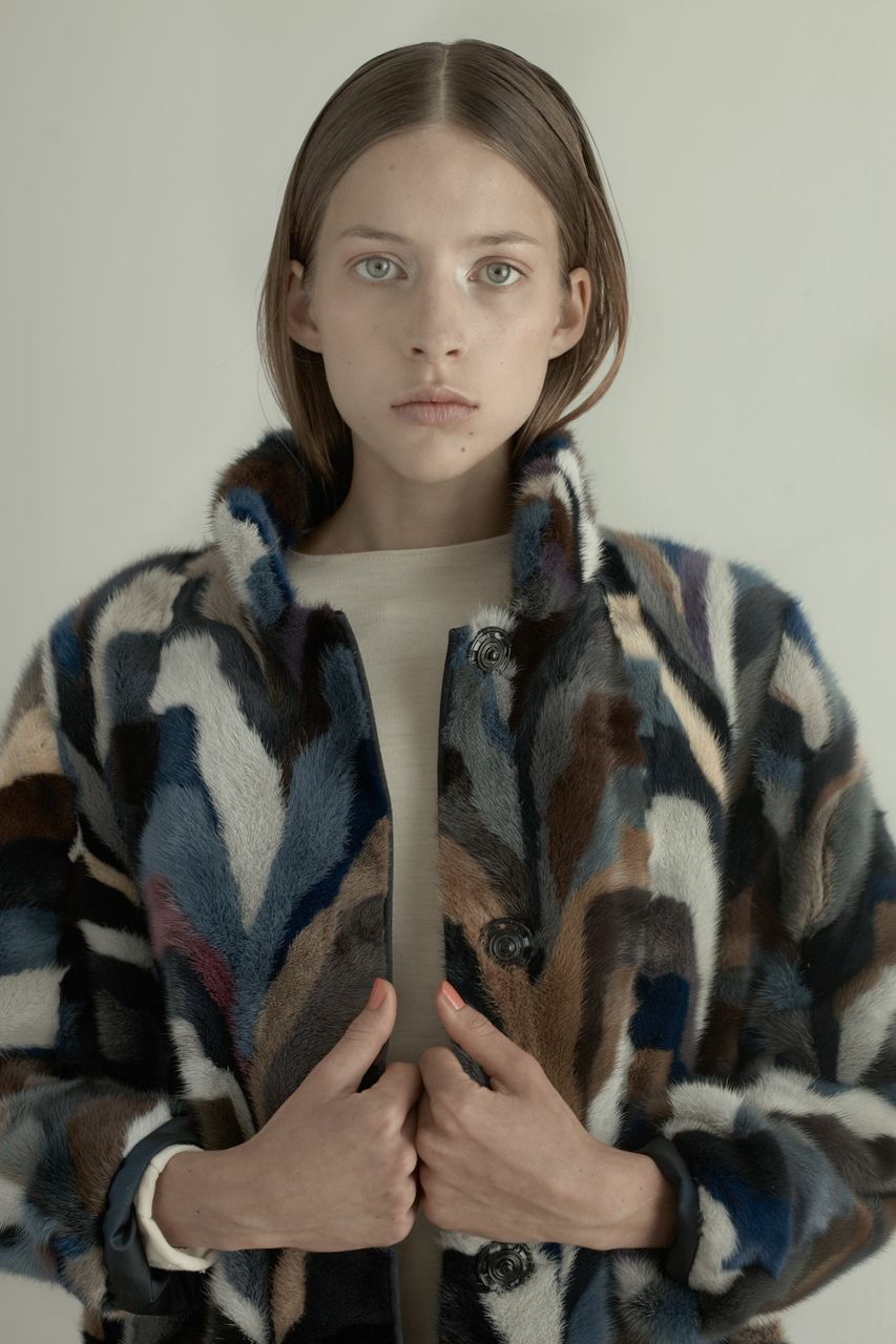 Contradiction - Whitelies Magazine - october 2014 - catharinagerekos