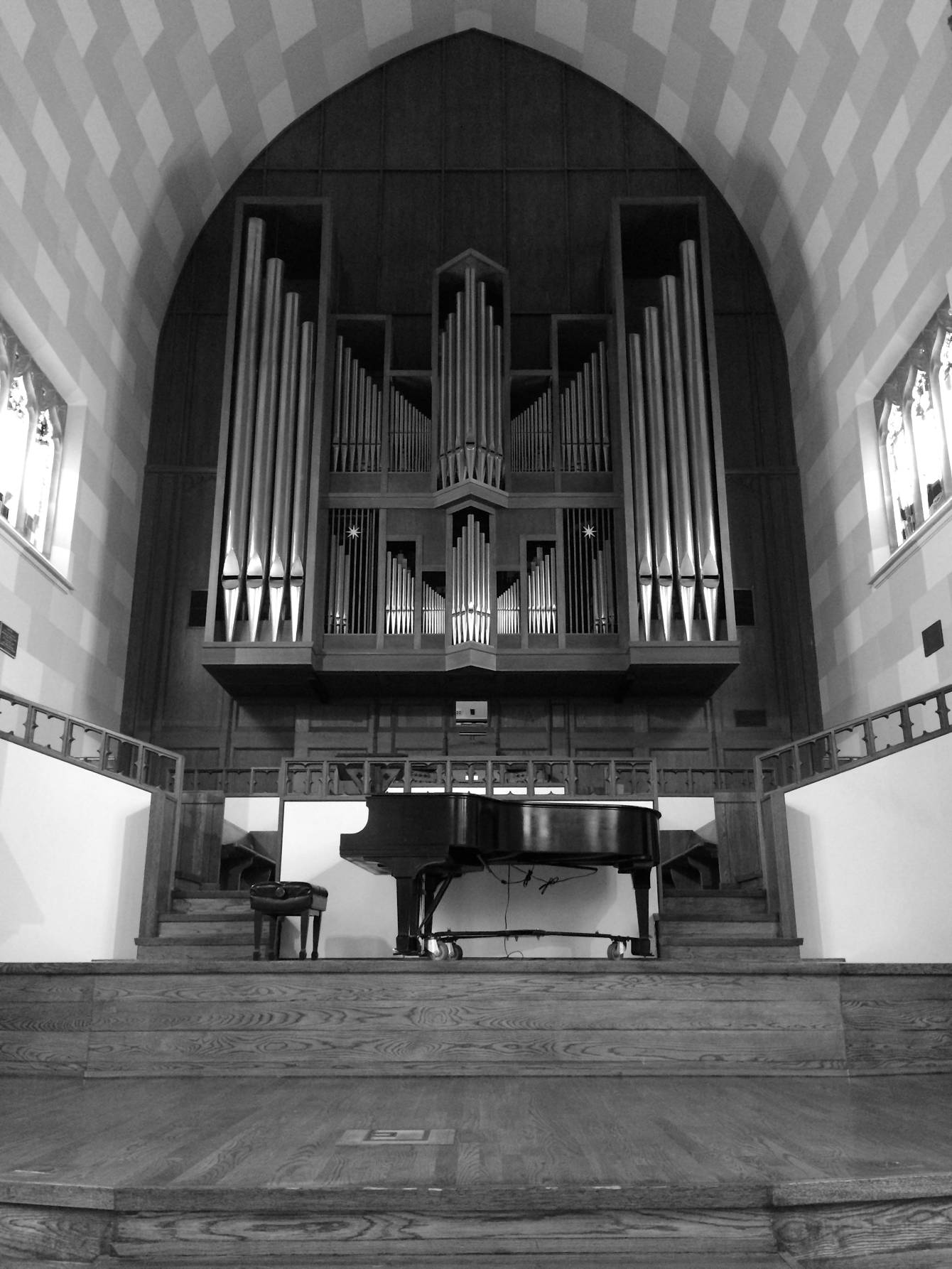 Achromatic - Color & Composition