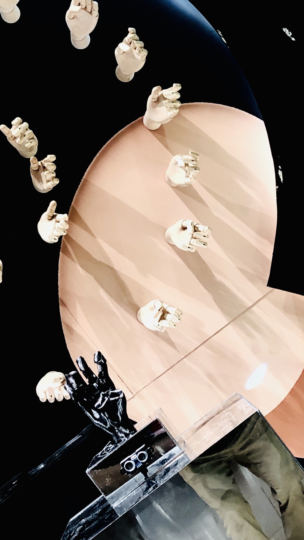 MAC Cosmetics, Campaign Installations - Nicholasongstudio