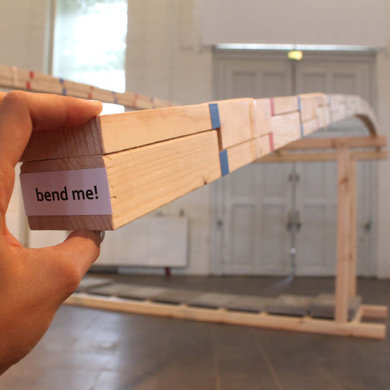 Bend & Block - Efilena Baseta