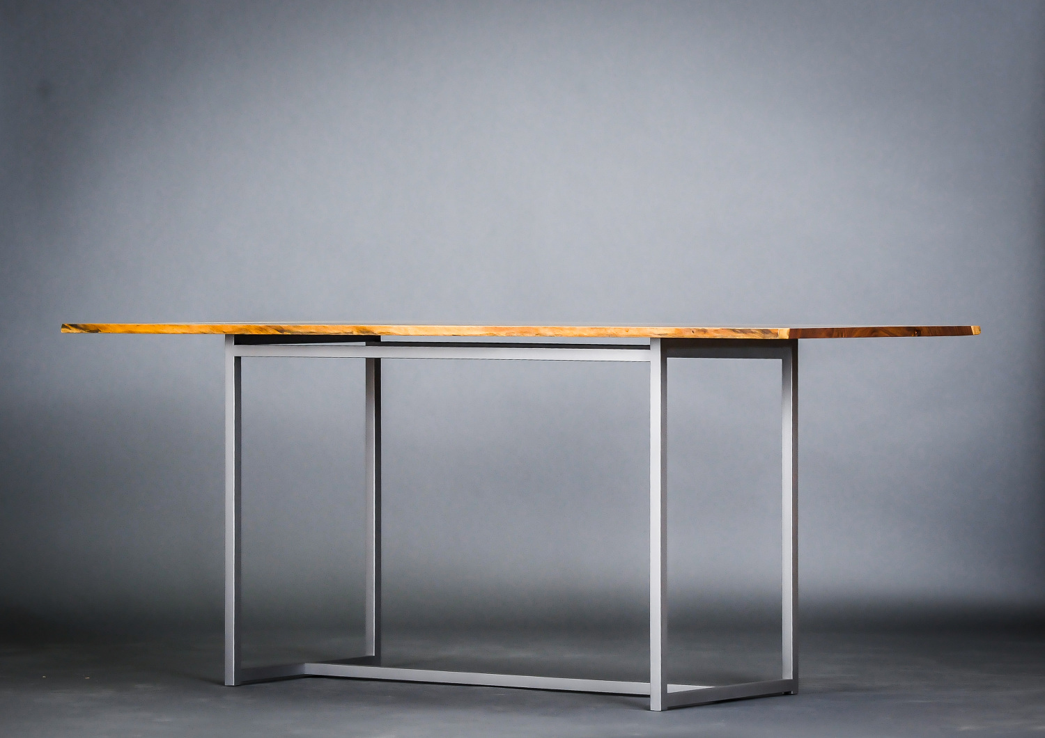 light (gets in) dining table - William Stranger