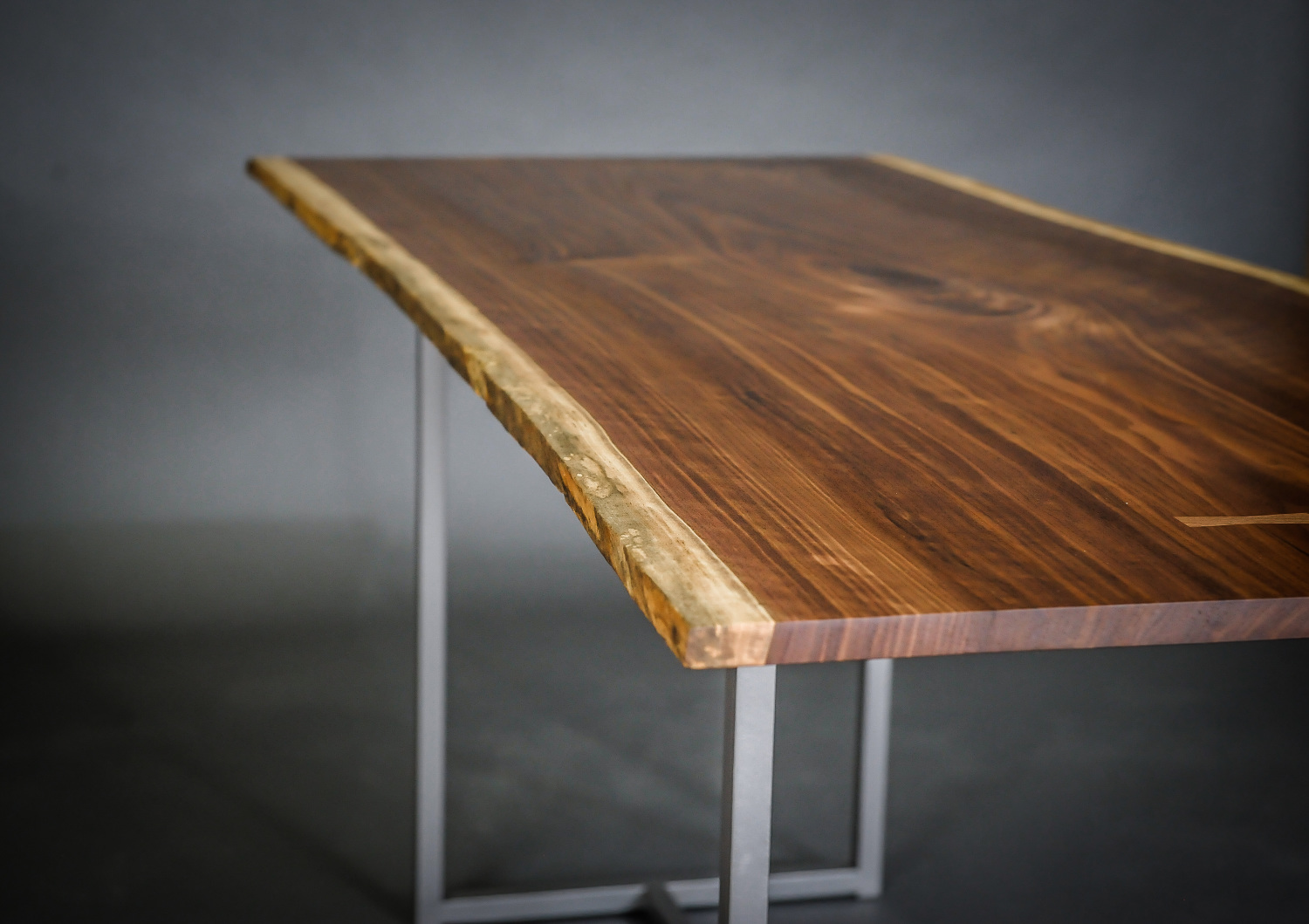 light (gets in) dining table - William Stranger