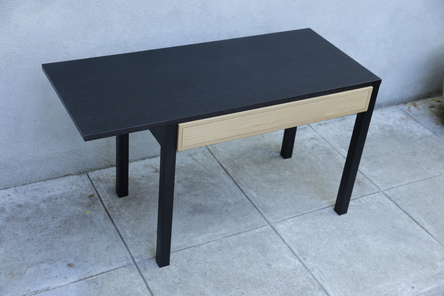 höhle side table - William Stranger