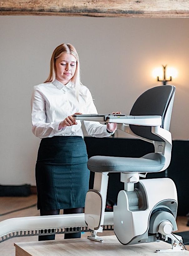 Flow X Stairlift System — THYSSENKRUPP/ ACCESS BDD - MARTIN DRECHSEL ...