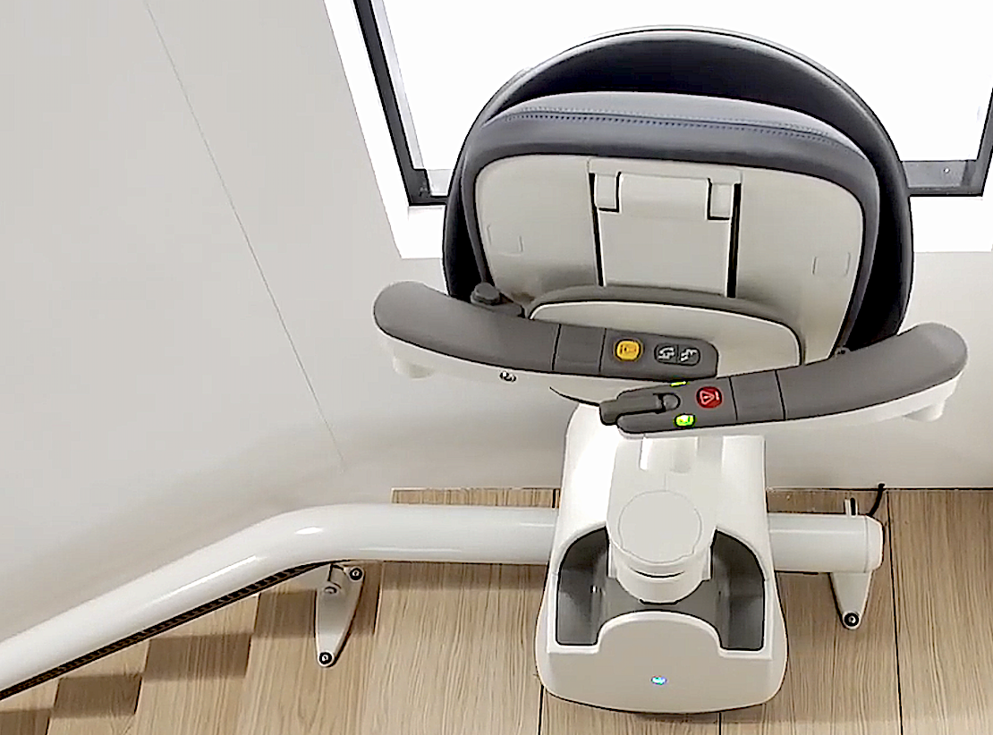 Flow X Stairlift System — THYSSENKRUPP/ ACCESS BDD - MARTIN DRECHSEL ...