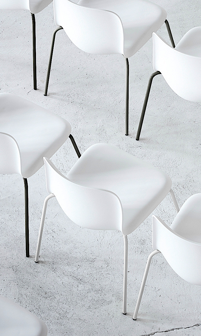 SixE Multipurpose Shell Chair System — HOWE - MARTIN DRECHSEL ...