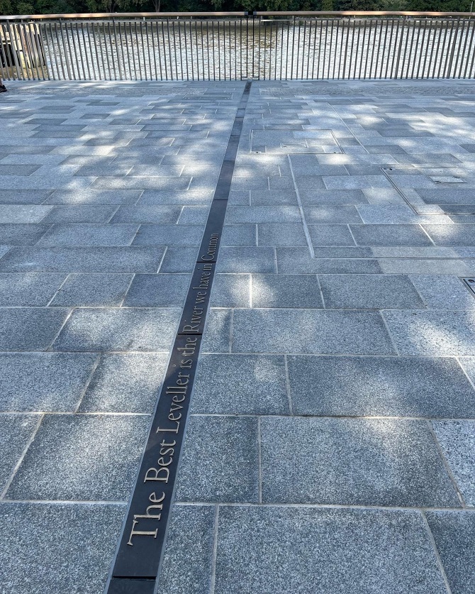Putney Foreshore Commission - claire barclay