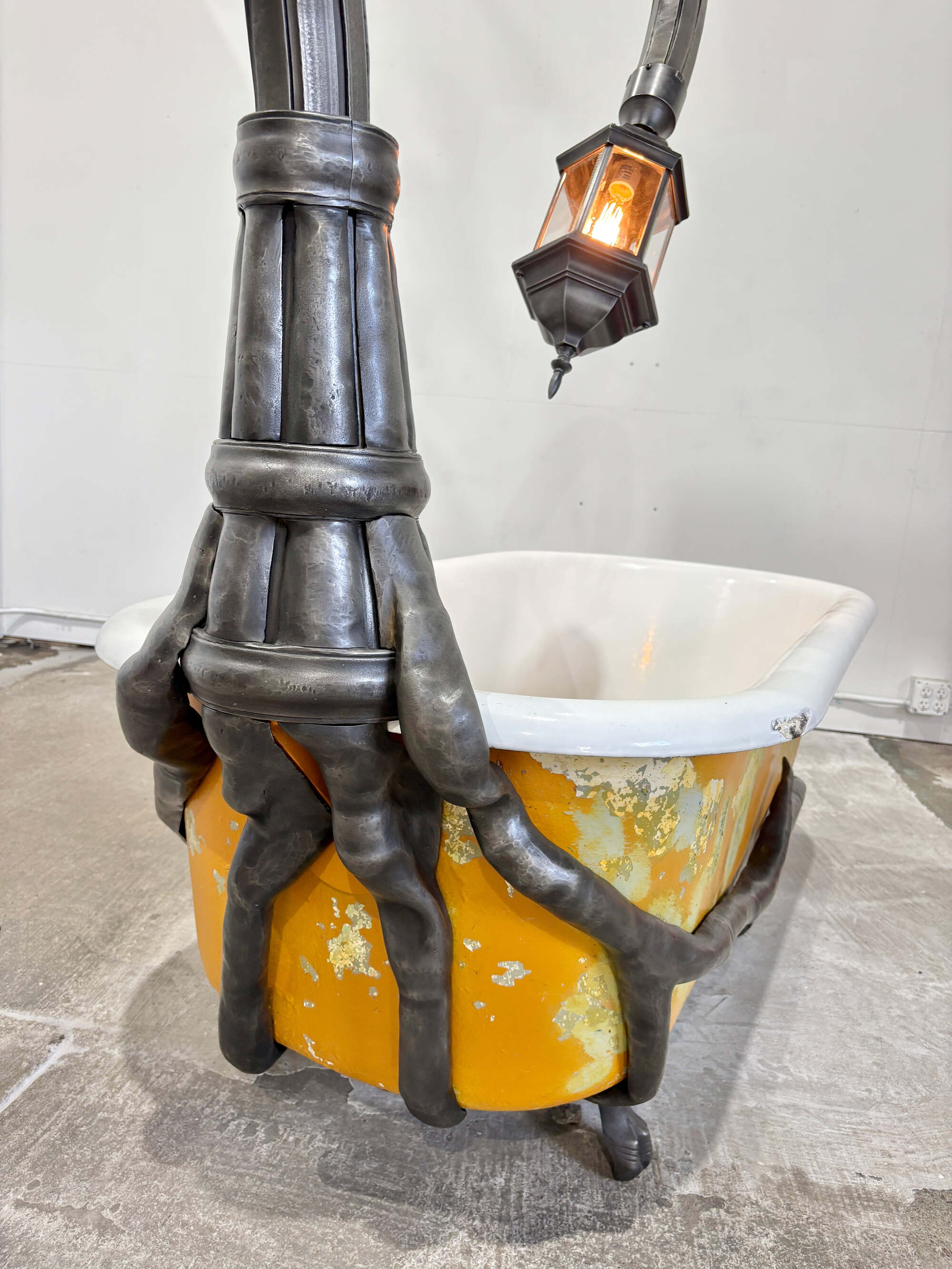 Clawfoot Creature - Sarah Fetterman Sculpture