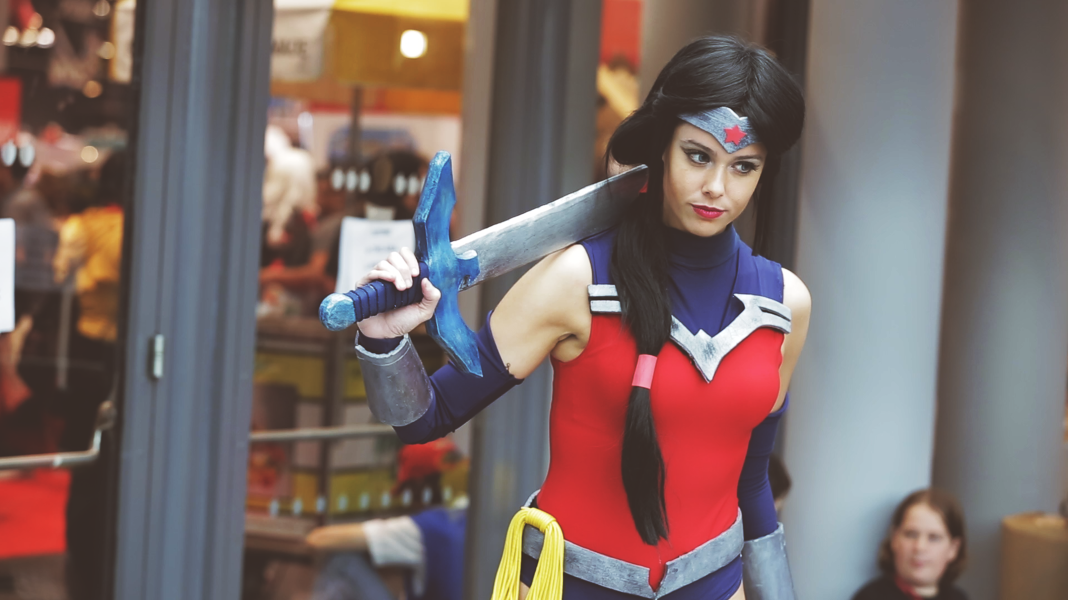 Beyond Cosplay: Miggy Jagger and Gina Bee - Michael Pasquariello - Editor