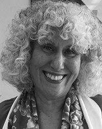 Elizabeth Resnick - Posters Without Borders - International Immigration ...