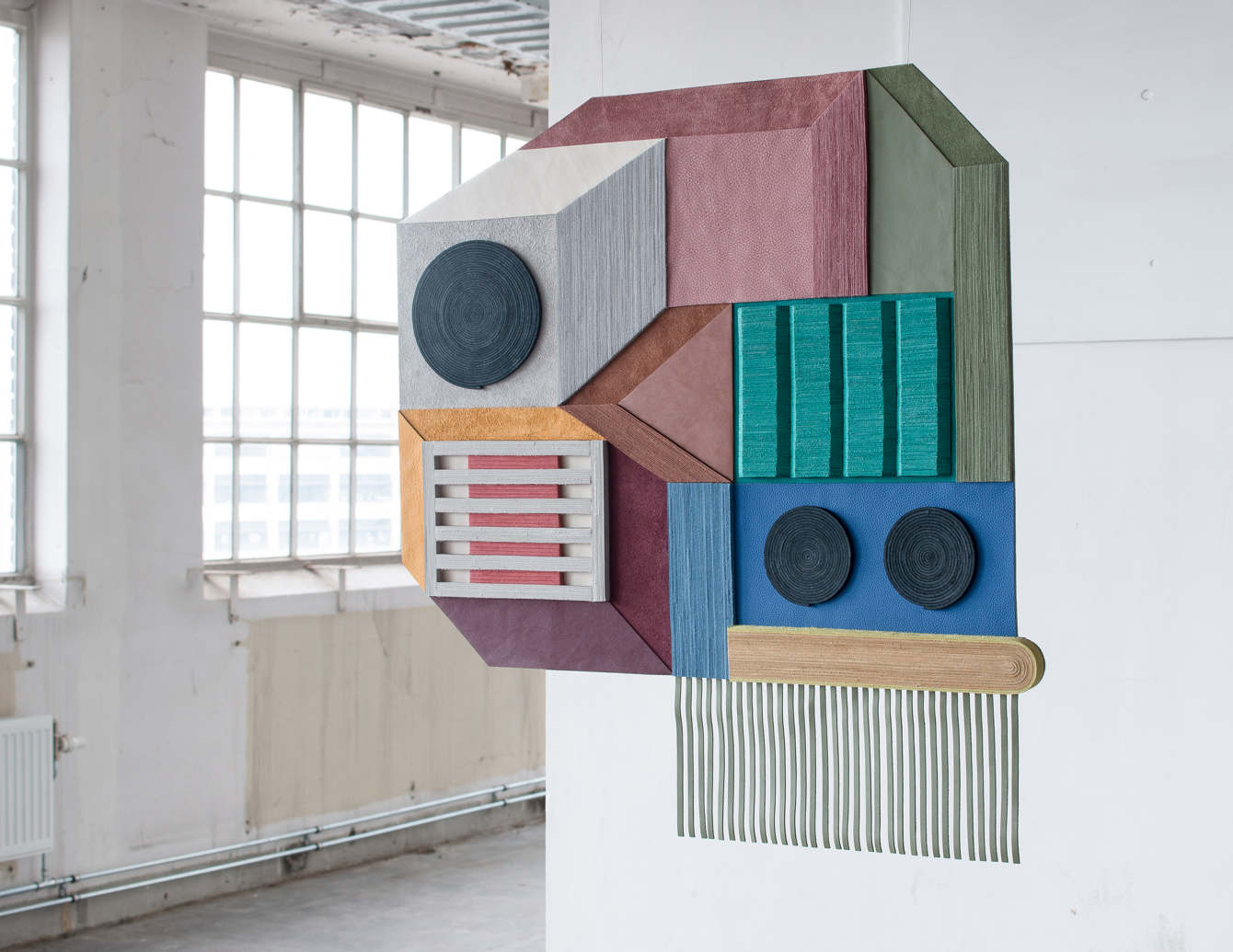 Flattened object and space - Hyunjee.Jung