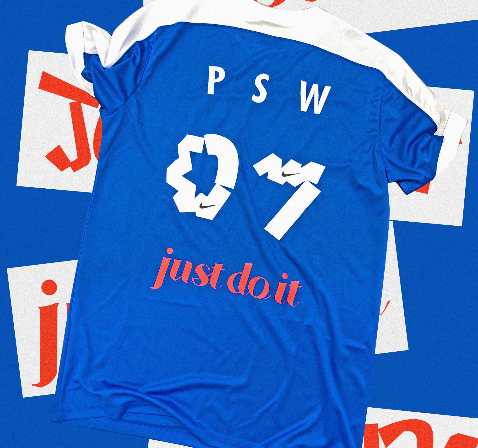 Nike woman football promotion - 페이퍼프레스 paperpress