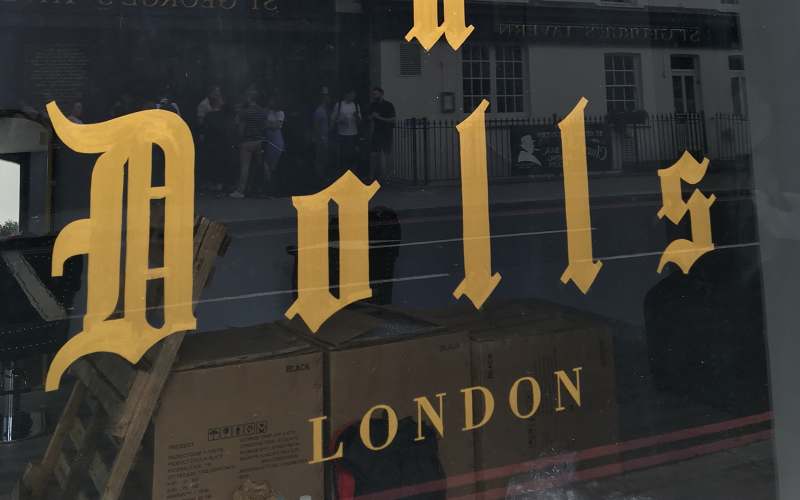 Rock 'N' Dolls - Rayment Signs