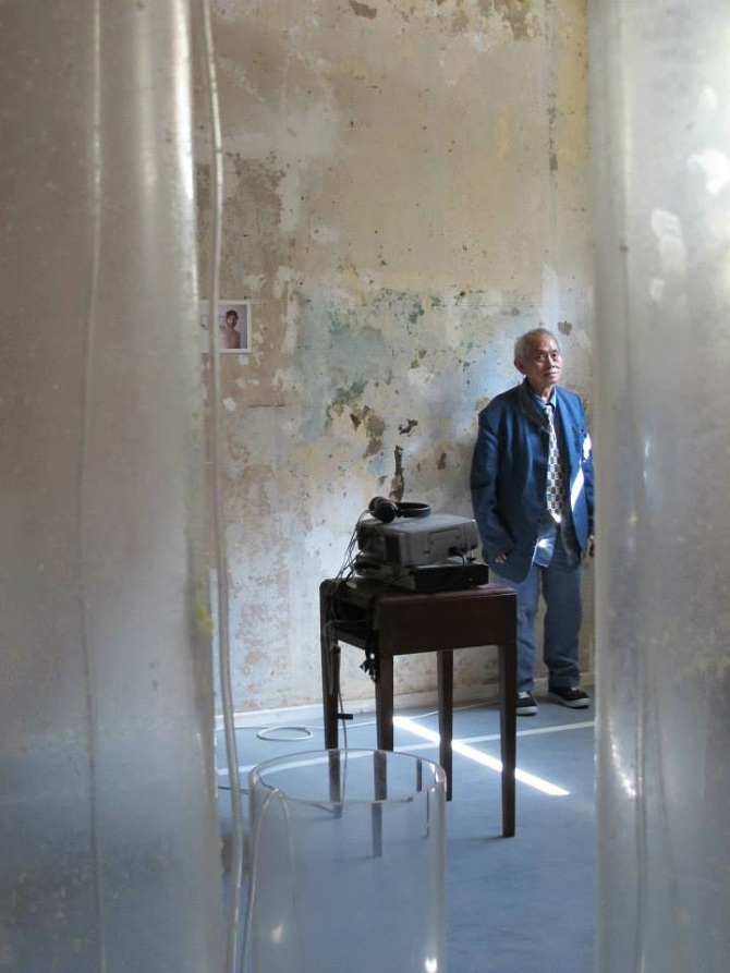 David Medalla - Cloud Canyons - another vacant space.