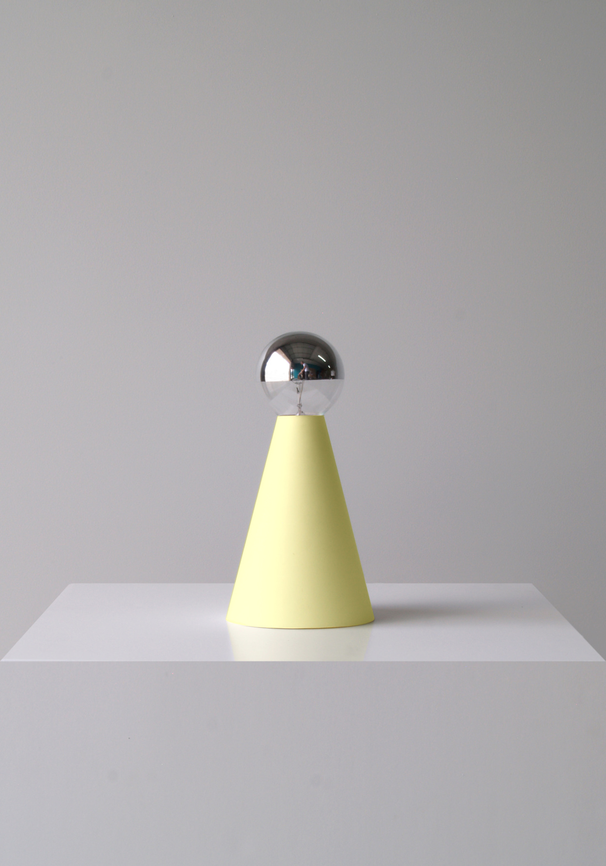 Table Light - Diffuse - 2009 - Lukas Peet Design