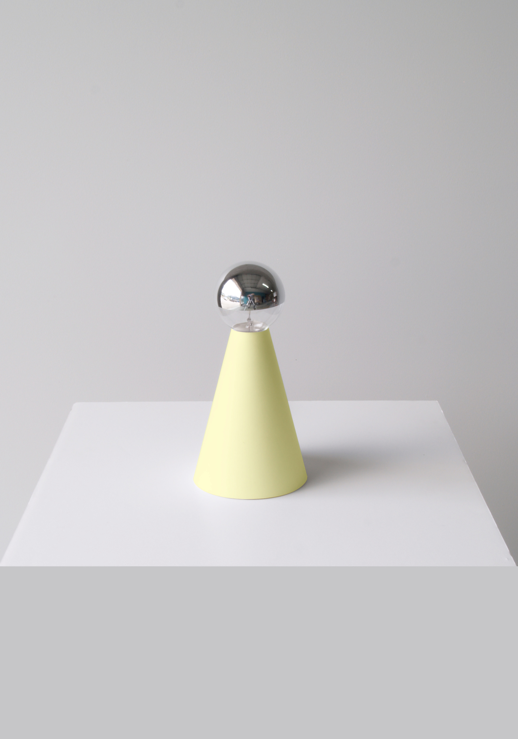 Table Light - Diffuse - 2009 - Lukas Peet Design