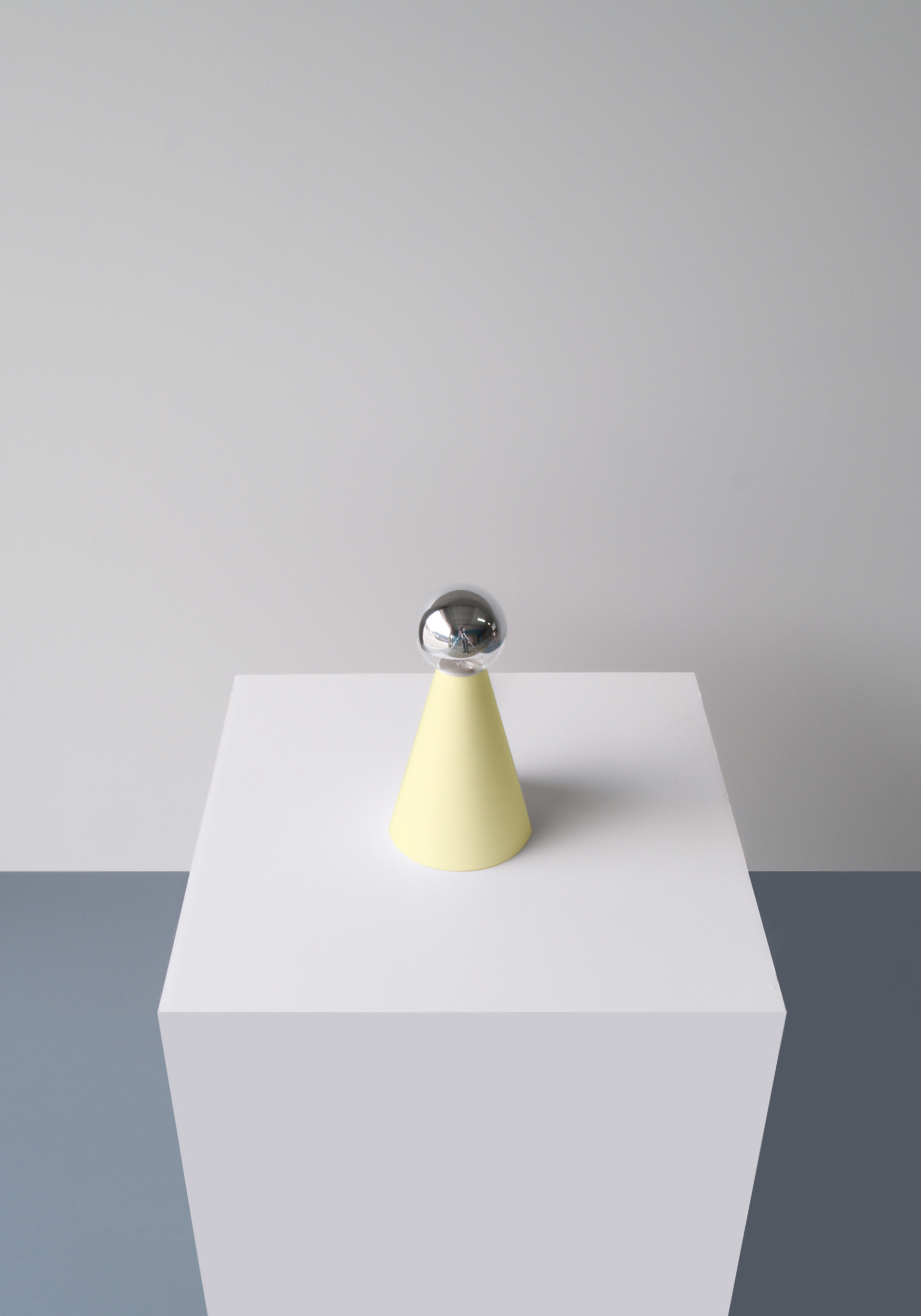 Table Light - Diffuse - 2009 - Lukas Peet Design