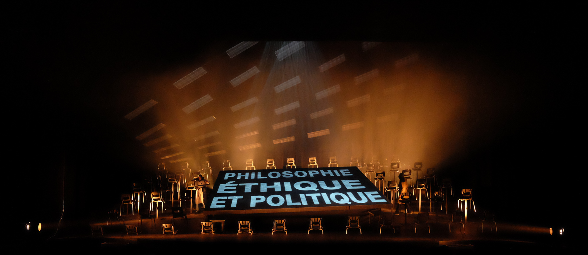 ZOÉ - Simon Guilbault Scénographe