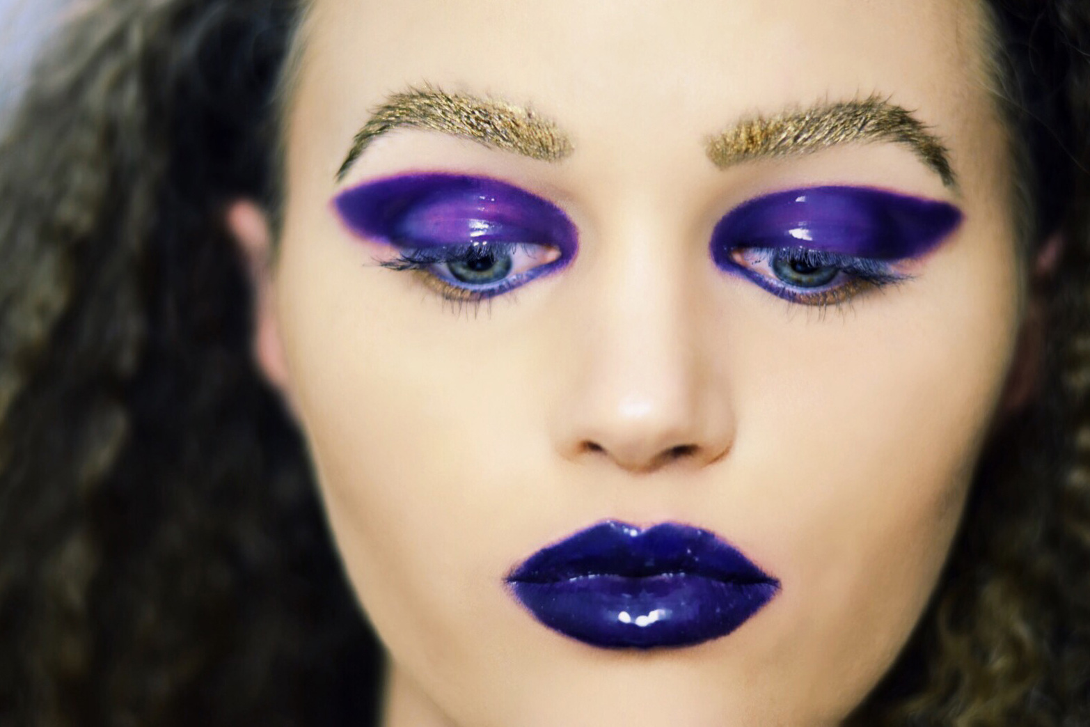 EDITORIAL + AVANT GARDE - Sierra Weir Makeup Design
