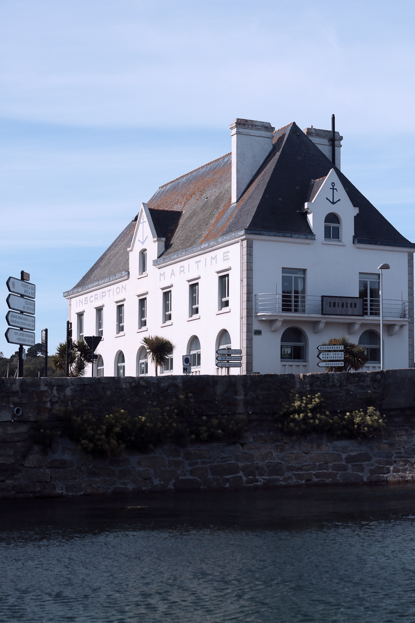 The Swenson House - Arthur Follenfant